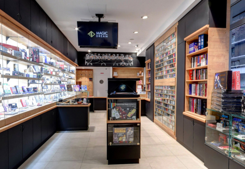 Magic Dream, magic shop: sale of accessories, online magic tricks